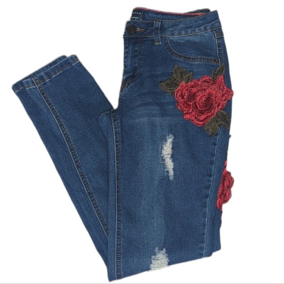 Boom Boom Jeans | Jeans | Boom Boom Jeans With Rose Applique | Poshmark